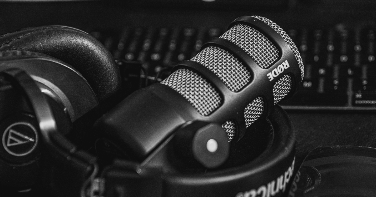 Presenting an episode on your site · Podcaster